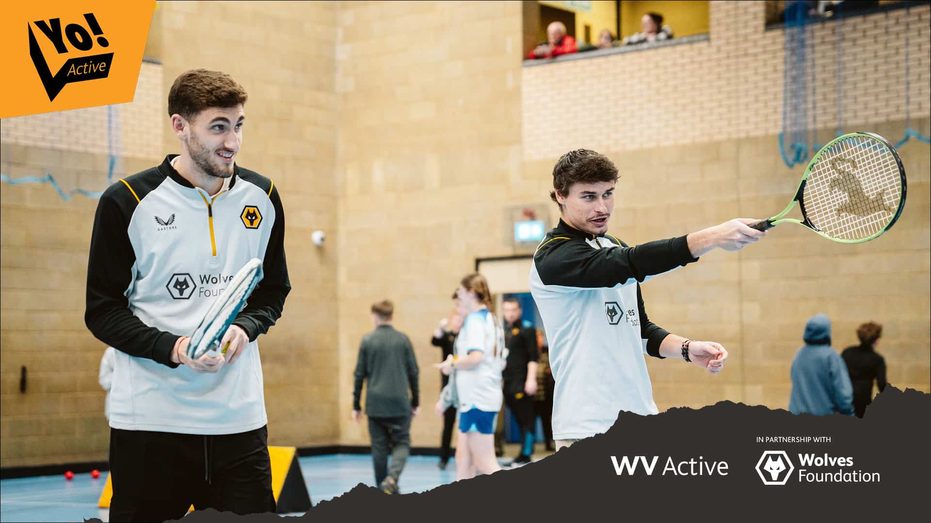 Wolves players get stuck in at Yo! Active - Wolves Foundation